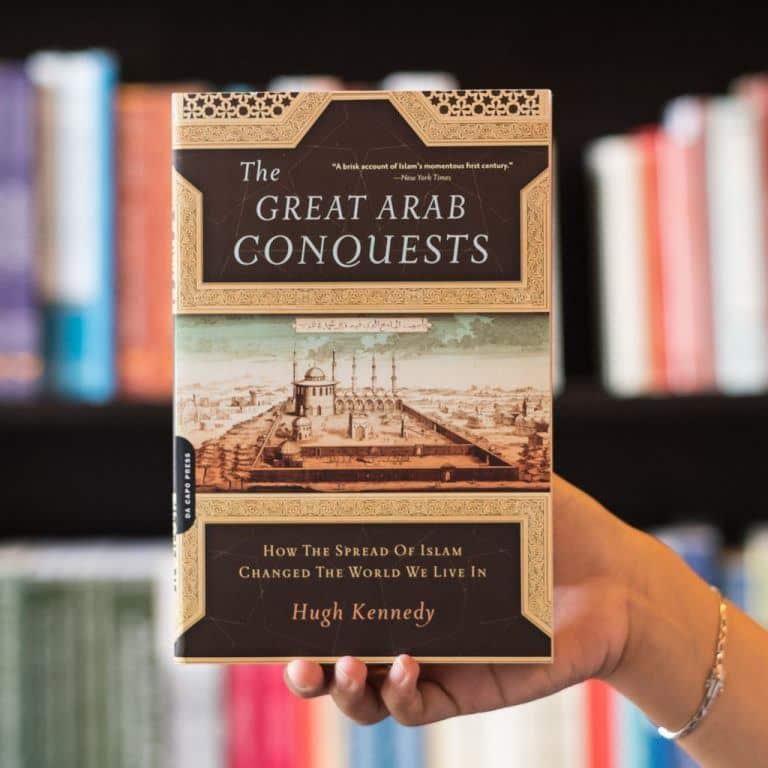 Top 12 Islamic History Books Every Muslim Must Read
